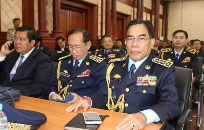 អ៊ីអិនអិន ធីវី អនឡាញ | ENN TV Online » សម្ដេចក្រឡាហោមបញ្ជារ ឲ្យអង្គភាព សំខាន់ចំនួន ៤ របស់ ក្រសួង ...