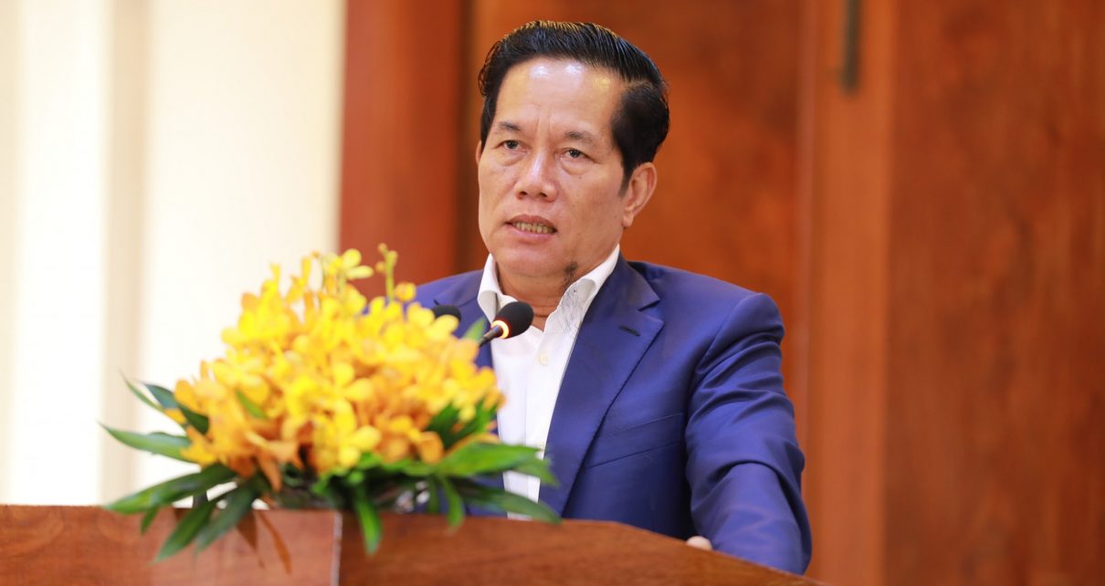 អ៊ីអិនអិន ធីវី អនឡាញ | ENN TV Online » សង្វៀនមាន់ជល់បៀអាប៉ោងខុសច្បាប់ស្ថិតនៅភូមិទ្រា២ ...